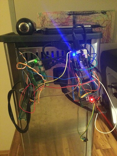 ESP32 Neighbor pin interference? - General Electronics - Arduino Forum