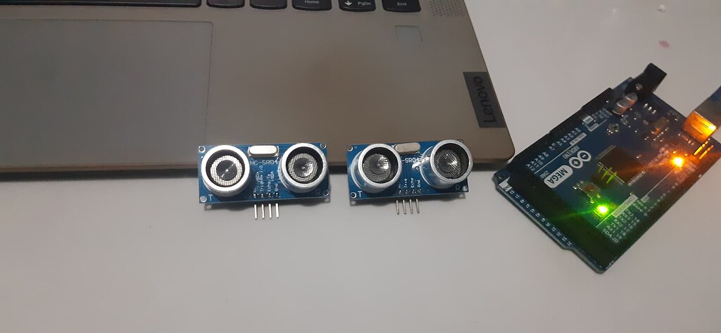 Does anyone know what the difference between these two Ultrasonik sensors is? - Sensors ...