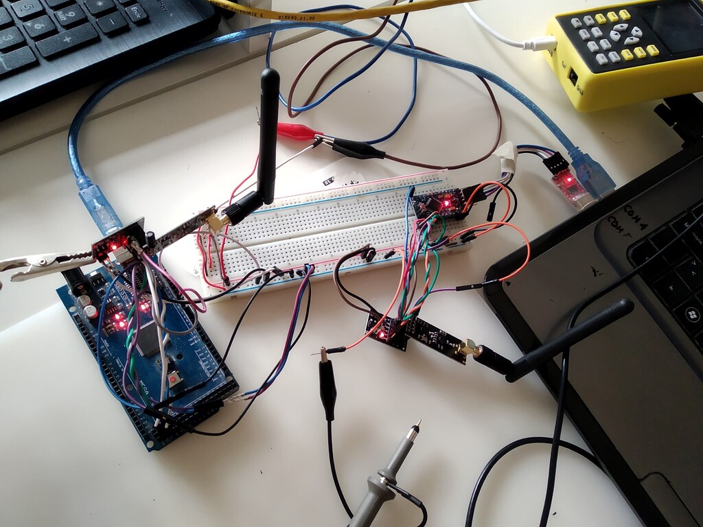 nrf24l01 - Doesn't work (i will reward you) - Networking, Protocols, and Devices - Arduino Forum