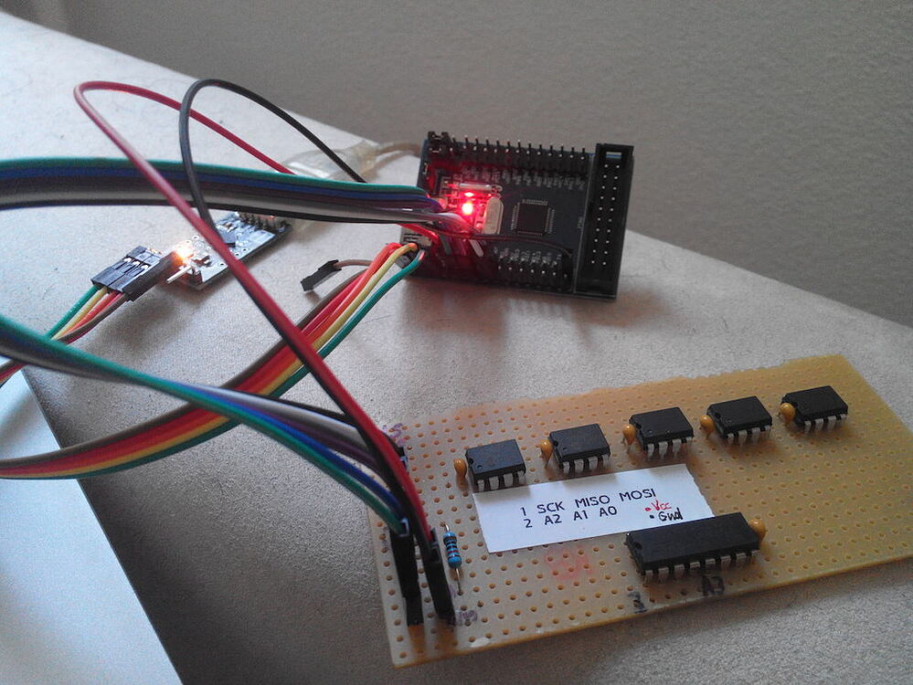 Fast! SPI 23LC1024 RAM-Bank+Photos+Code (Was: SPI EEPROM speeds better ...