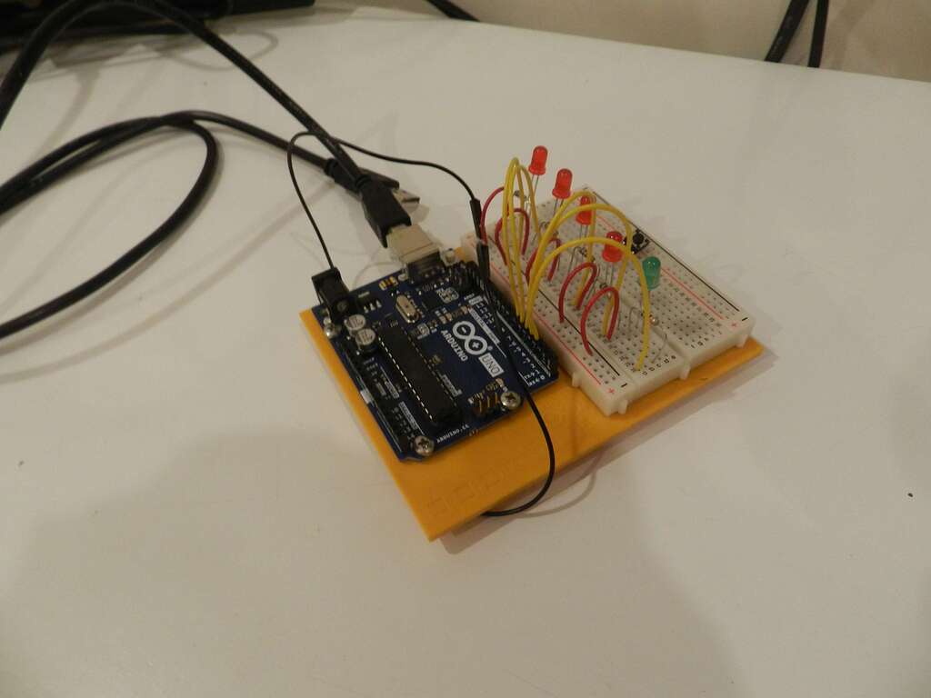How To Can I Make Multiple Leds Circuit Stop With A Button Noob Here Leds And Multiplexing 