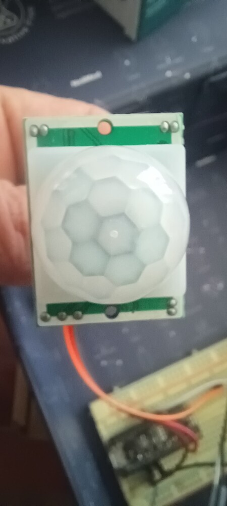 PIR Sensor and Button Relay Control - Programming - Arduino Forum