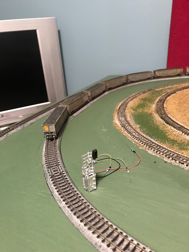Model Rail Road Block Signal with IR Detector - Programming - Arduino Forum