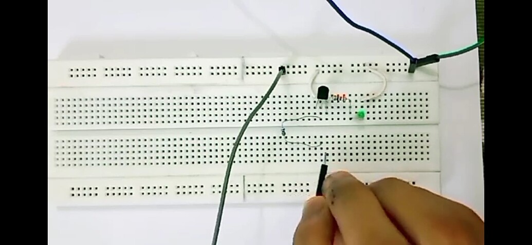 Issue with transistor - General Electronics - Arduino Forum