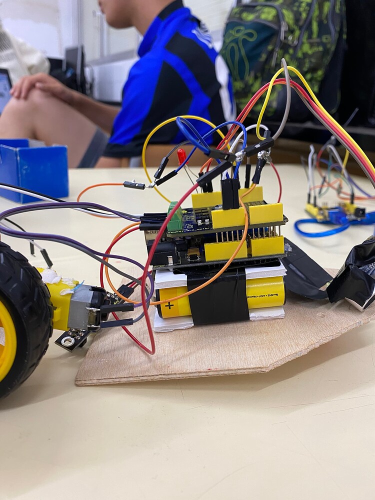 Arduino blocks ultrasonic sensor - Programming - Arduino Forum