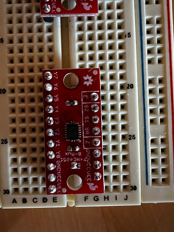 Multiplexer Supply Voltage - General Electronics - Arduino Forum