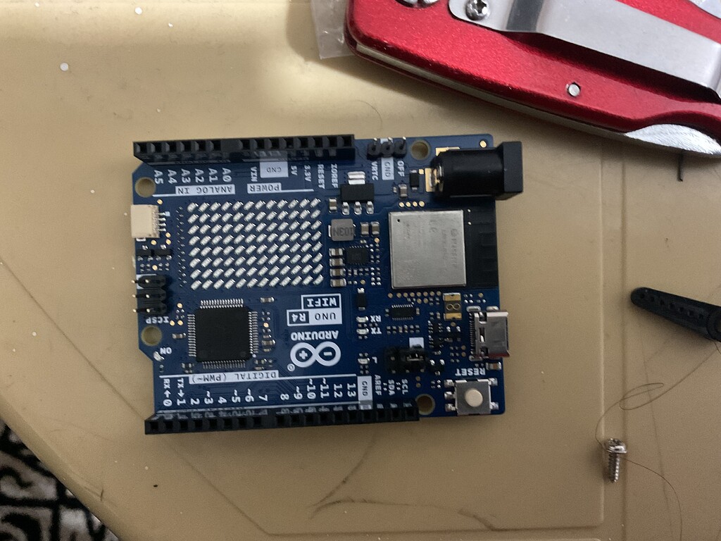 Fried the board by inputting 12 volts into VTRC - UNO R4 WiFi - Arduino Forum