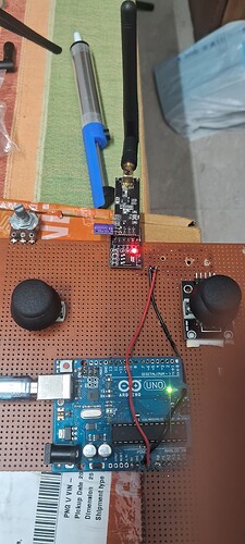 NRF24L01+PA+LNA problem when using with servos - General Guidance - Arduino Forum