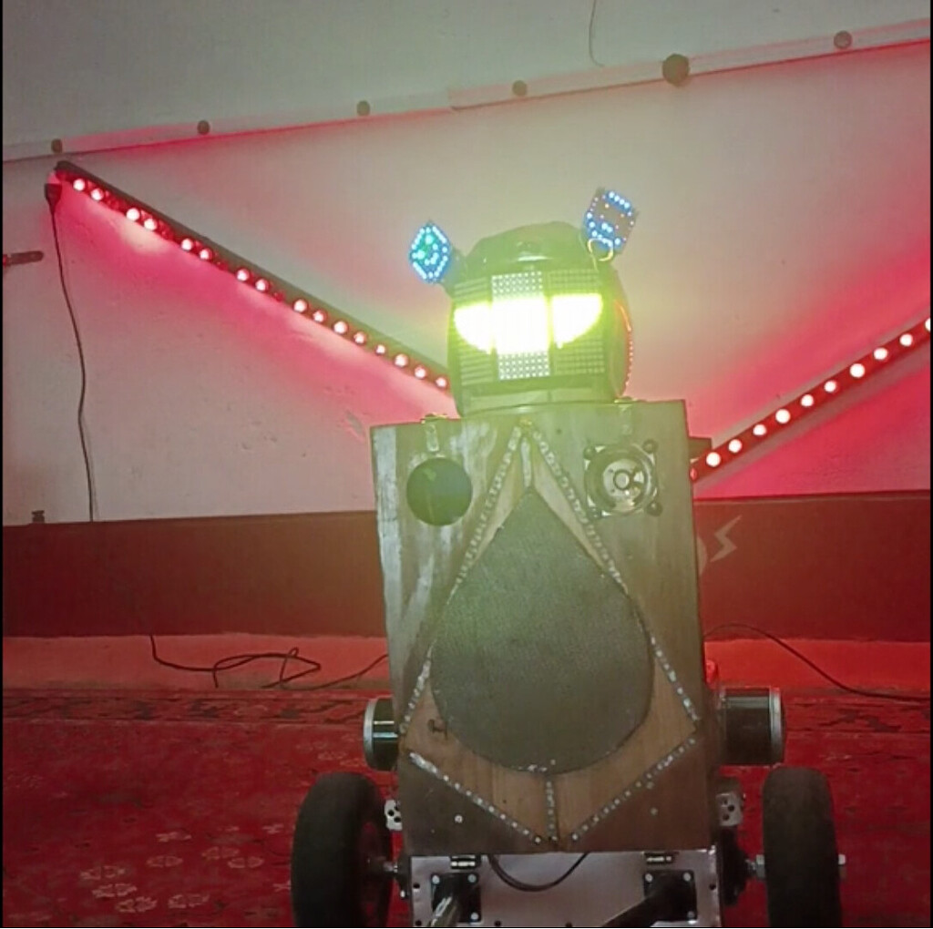 Didier the robot says thanks to forums - Robotics - Arduino Forum
