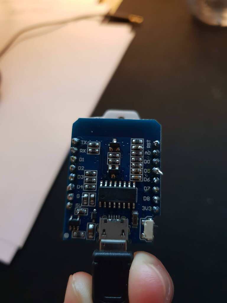 WEMOS D1 Mini + Shielded DHT22 not able to read from sensor - Programming - Arduino Forum