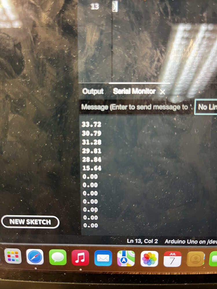 LM35 fluctuating between 30-33 degrees, then dropping to 0 degrees - Sensors - Arduino Forum