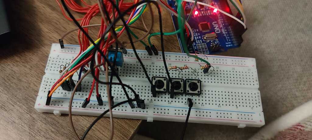 Screen shows nothing after a time on Nokia 5110 screen - General Guidance - Arduino Forum