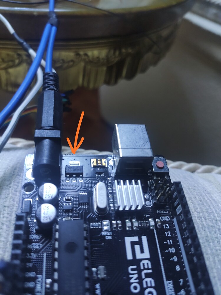 Output voltage is only 2V when supplying board with 12V in jack - UNO ...