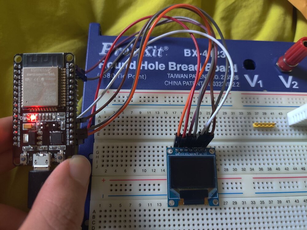 Esp32 doesnt work with ssd1331 Oled - Displays - Arduino Forum