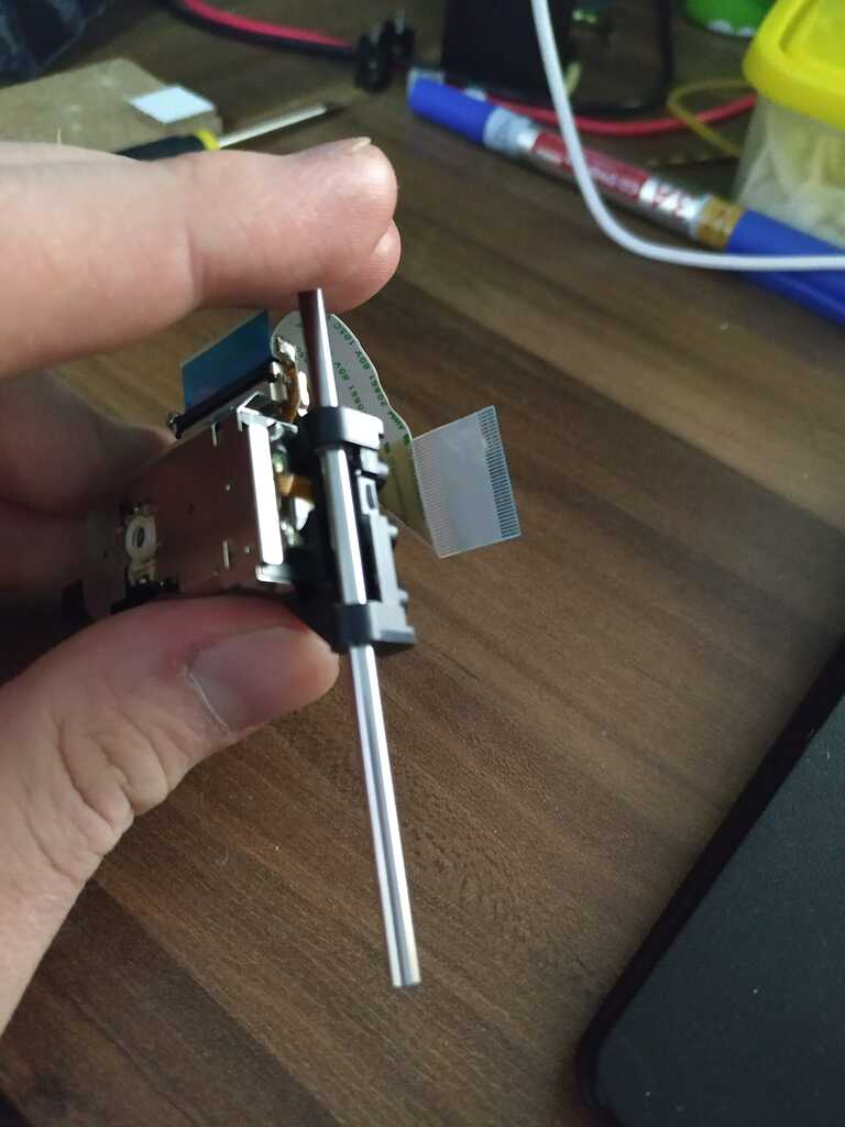 I need a component which move (slide) on a metal rod - General Guidance ...