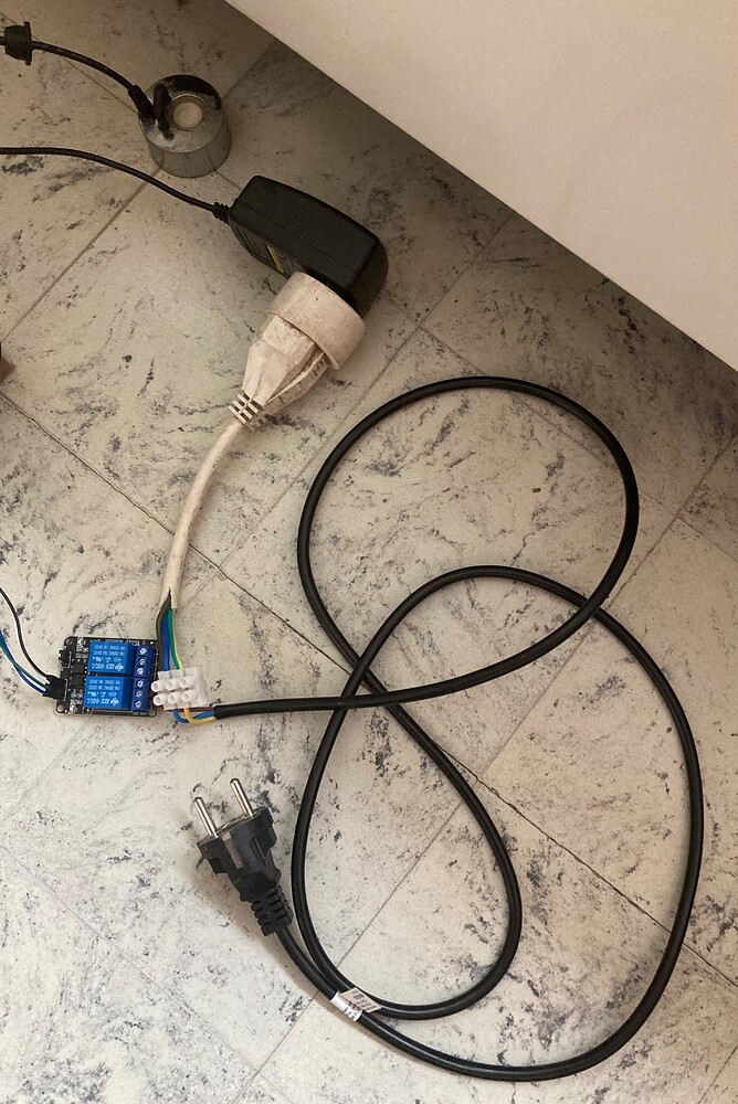 Relay does not switch off although Arduino sends the signal - Programming - Arduino Forum