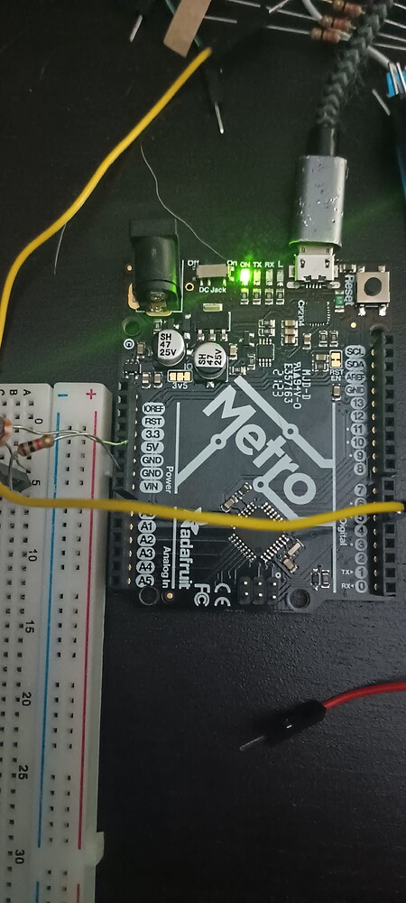 [SOLVED} Help with photoresistor into voltage - Programming - Arduino Forum