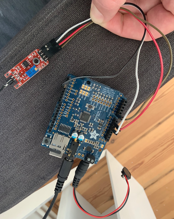 Grounding issue when connected to powerbank or 9V battery? - General ...