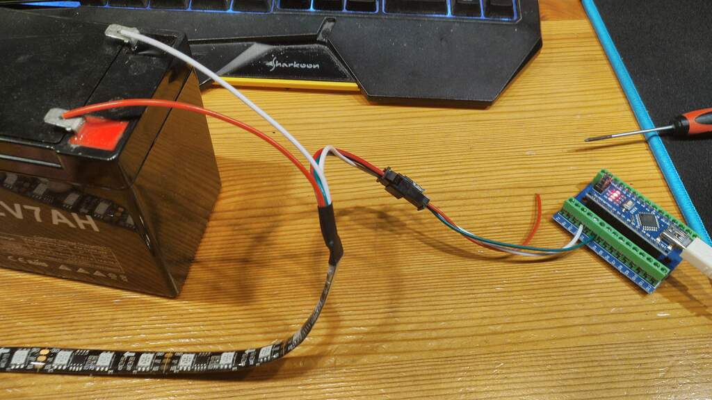 WS2812 Led Strip no lights - LEDs and Multiplexing - Arduino Forum