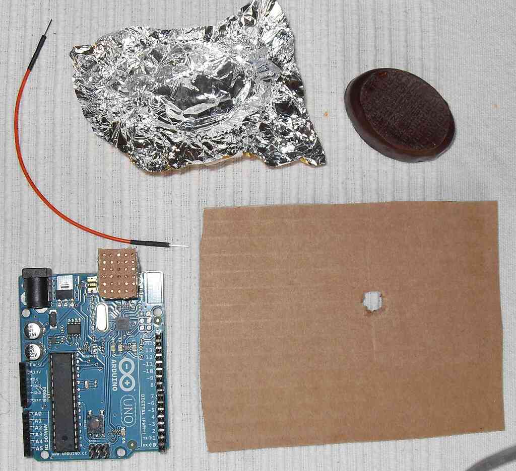 Updating The Atmega8u2 On An Uno Without Soldering 3rd Party Boards