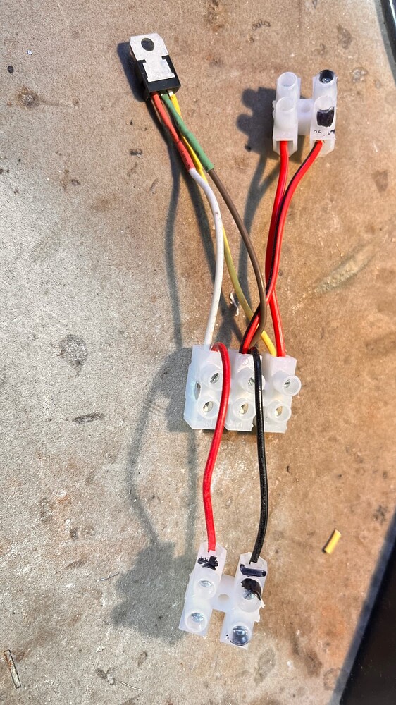 Gravity throw-in liquid sensor (DF Robot) variable readings - Sensors - Arduino Forum