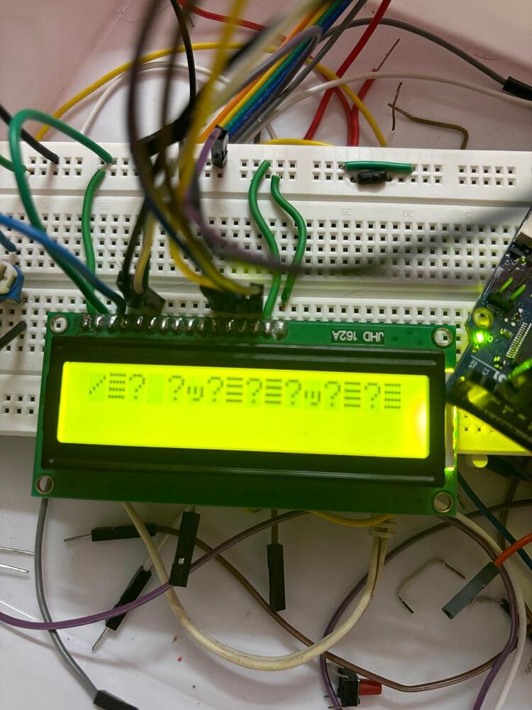 Lcd showing weird symbols - Displays - Arduino Forum
