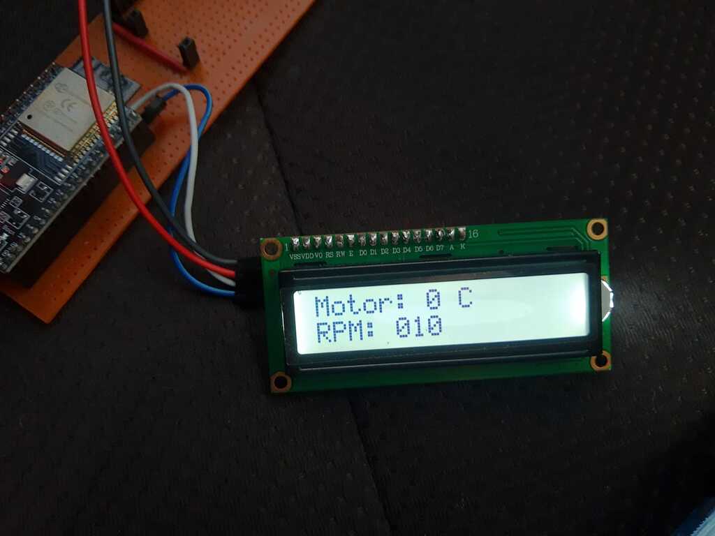 Problem refresh info in LCD 1602 two different values - Programming - Arduino Forum