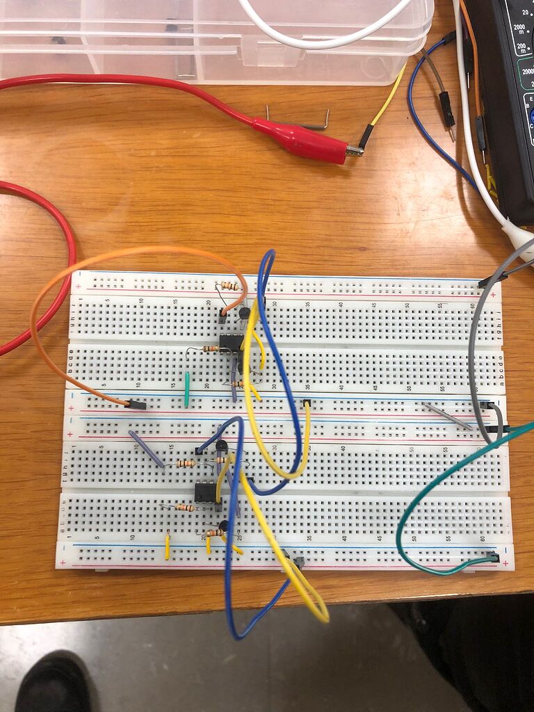 How can i create this in breadboard - Portenta Machine Control ...