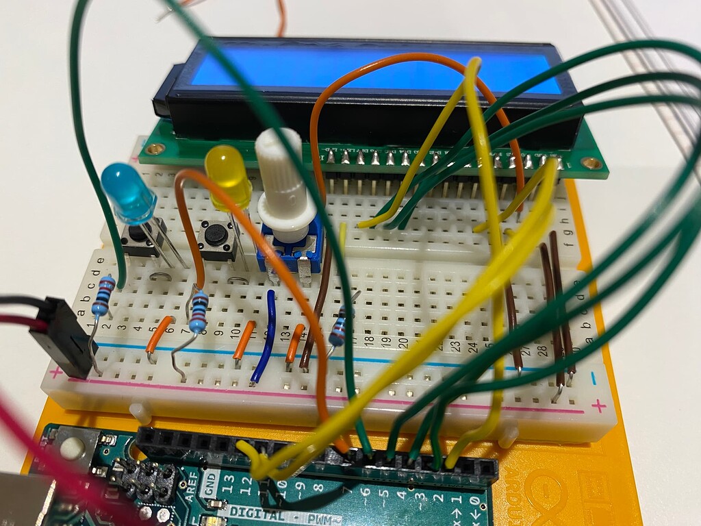 LCD, pulsadores y leds - Hardware - Arduino Forum