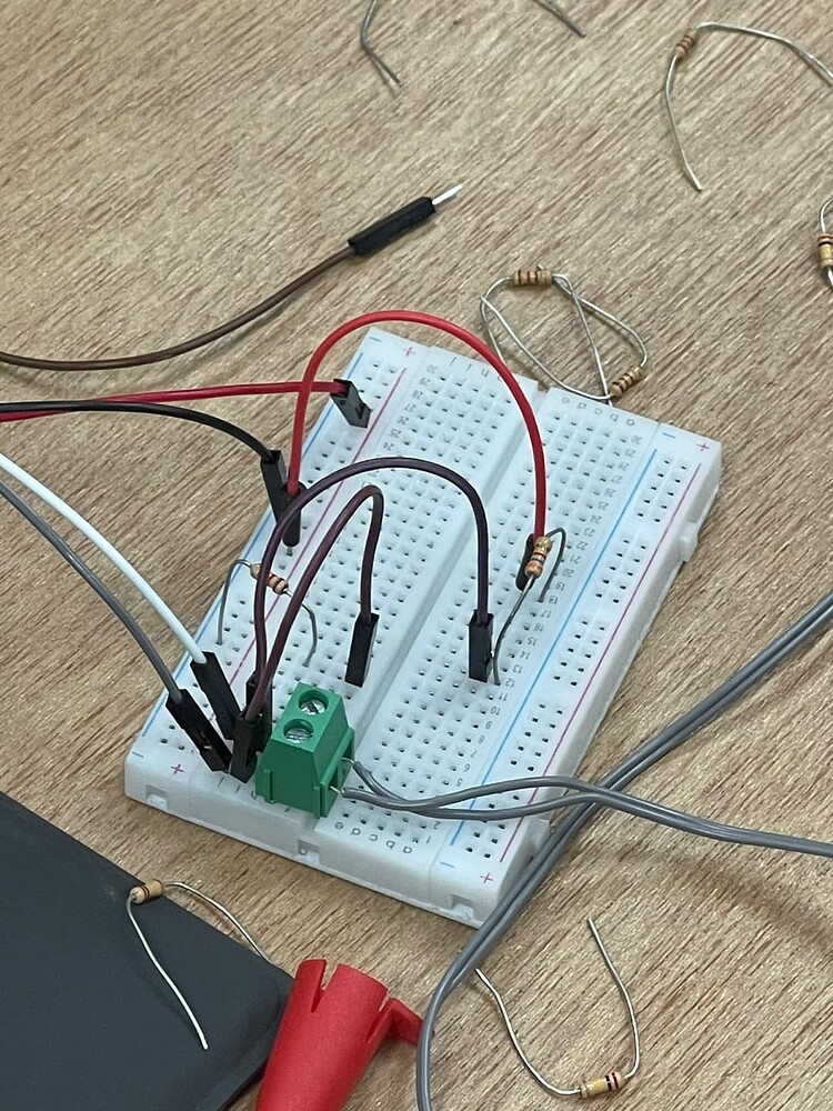 Finding beam deflection in a Wheatstone bridge using a single strain gauge - General Electronics ...