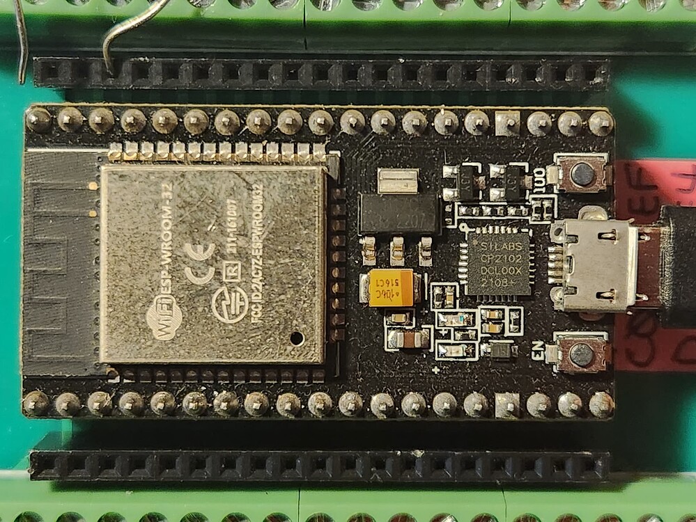 ESP32 digital inputs not changing state [SOLVED] - Programming - Arduino Forum