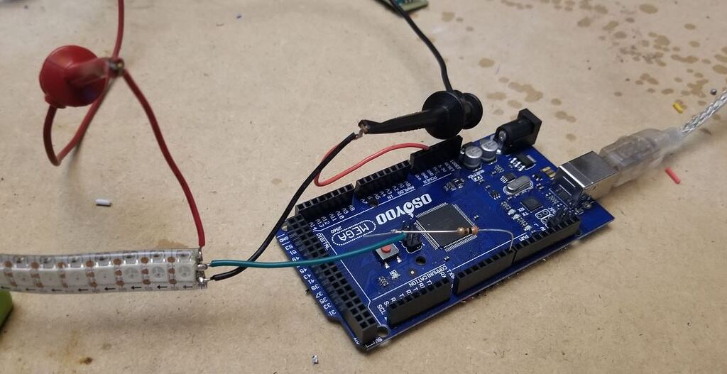 WS2812B LED Strip shows Green instead of Black - LEDs and Multiplexing ...