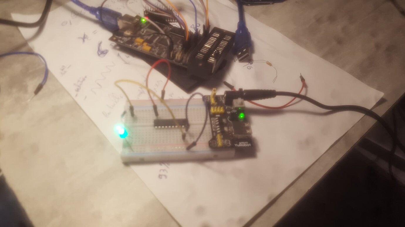 Difficulty for programming Attiny2313a - 3rd Party Boards - Arduino Forum