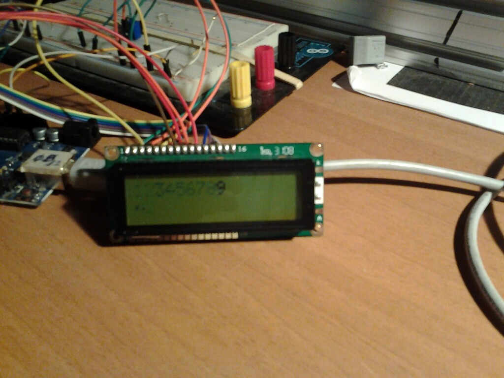 caratteri su display - Generale - Arduino Forum