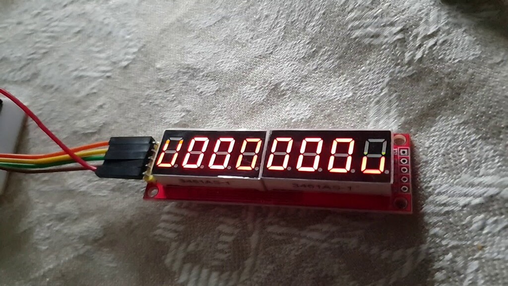 Display 7 segmenti sfarfallante - Generale - Arduino Forum