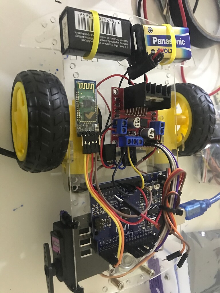 Can I use Two battery of 9V batteries for 2WD arduino car? It show not ...