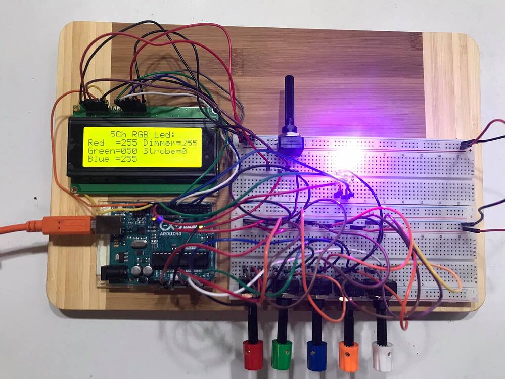 Rgb led with color, master dimmer and strobe Potentiometer - LEDs and ...
