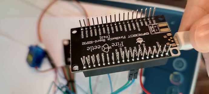 LCD1602 work with Arduino Uno but not Esp32 - Displays - Arduino Forum