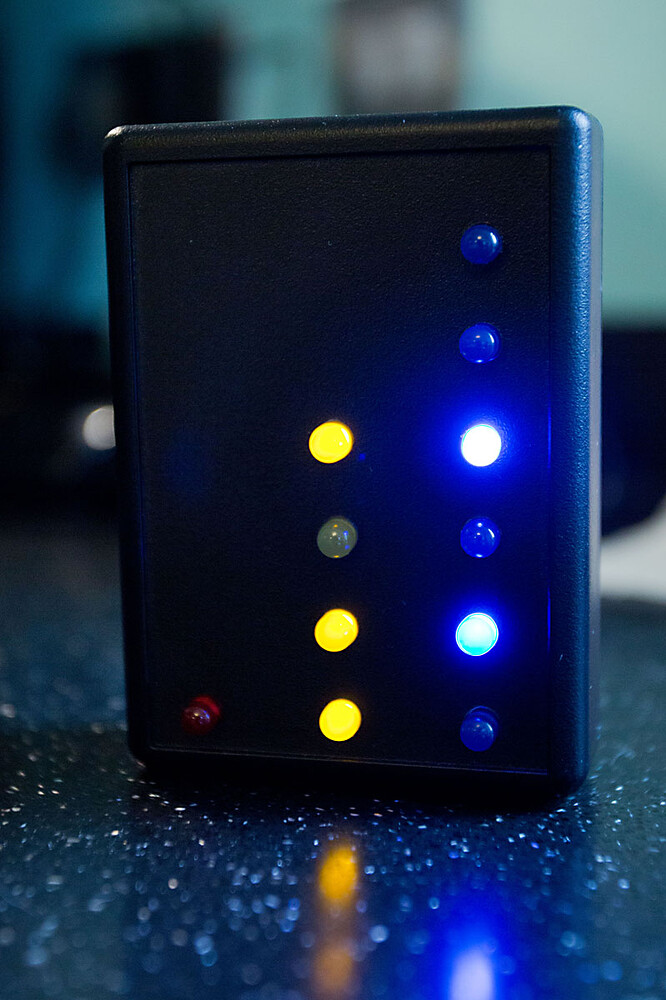 Pure binary clock - Showcase - Arduino Forum