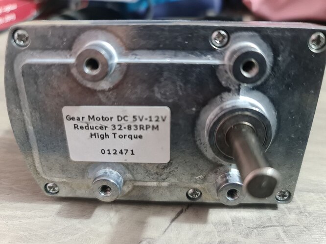Needs help with engaging a DC geared motor with hanging cable spoolers ...