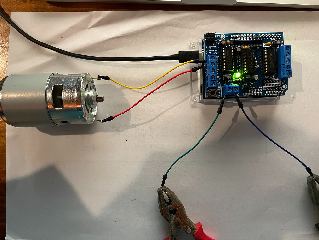 Arduino Uno R4 WiFi + Motor Shield L293D + DC Motor | Not working! - UNO R4 WiFi - Arduino Forum