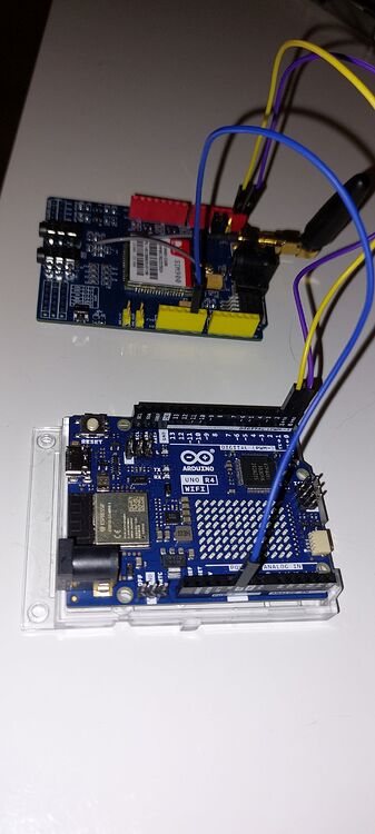R4 + GSM shield SIM900 - UNO R4 WiFi - Arduino Forum