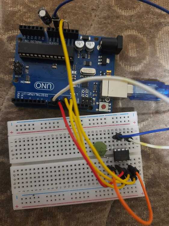 Error while programming the attiny85 - Uploading - Arduino Forum