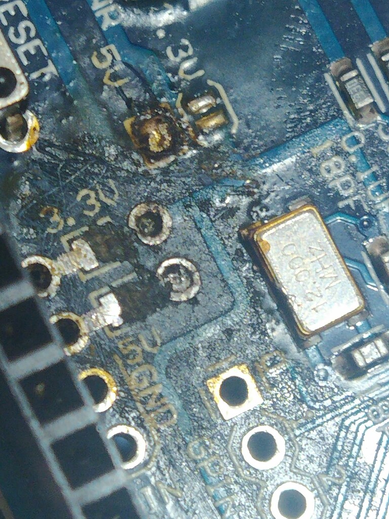 Usb Host shield's power select pads is broken - General Electronics - Arduino Forum