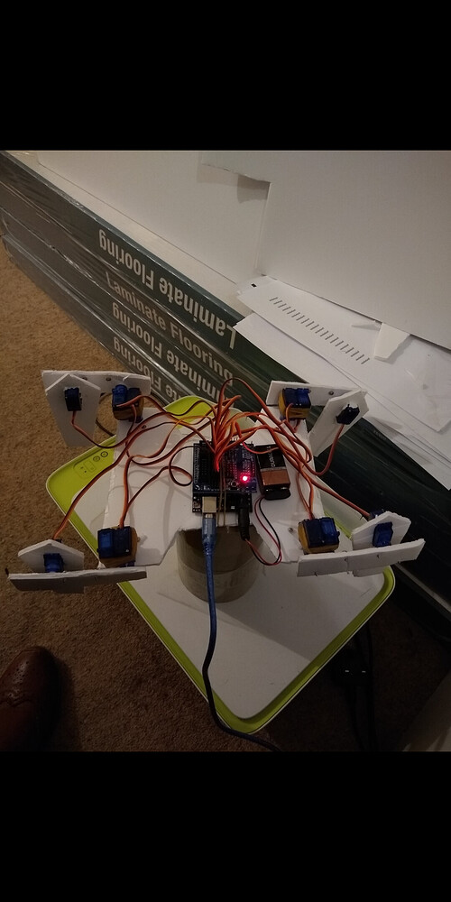 12 servos to Arduino Uno power issues? - Robotics - Arduino Forum