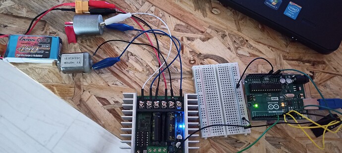 RF control of two motors using Joystick, NRF29L01, Sabertooth and Arduino - Motors, Mechanics ...