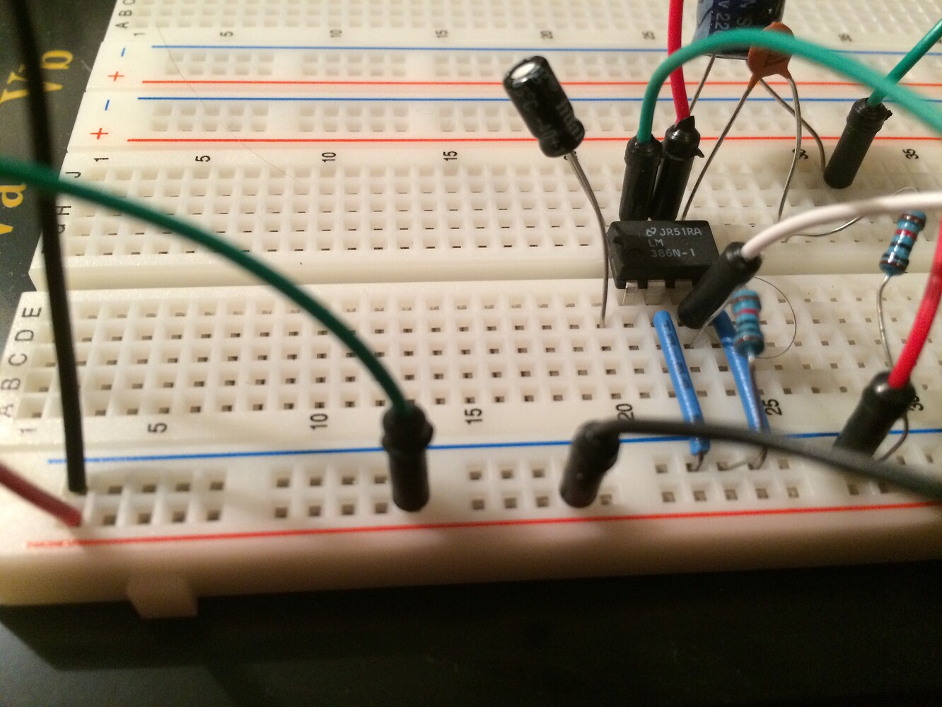 Problema con LM386 - Generale - Arduino Forum