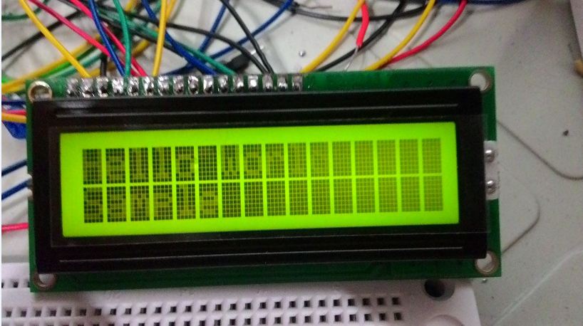 My 16x2 LCD displays square characters only - Displays - Arduino Forum