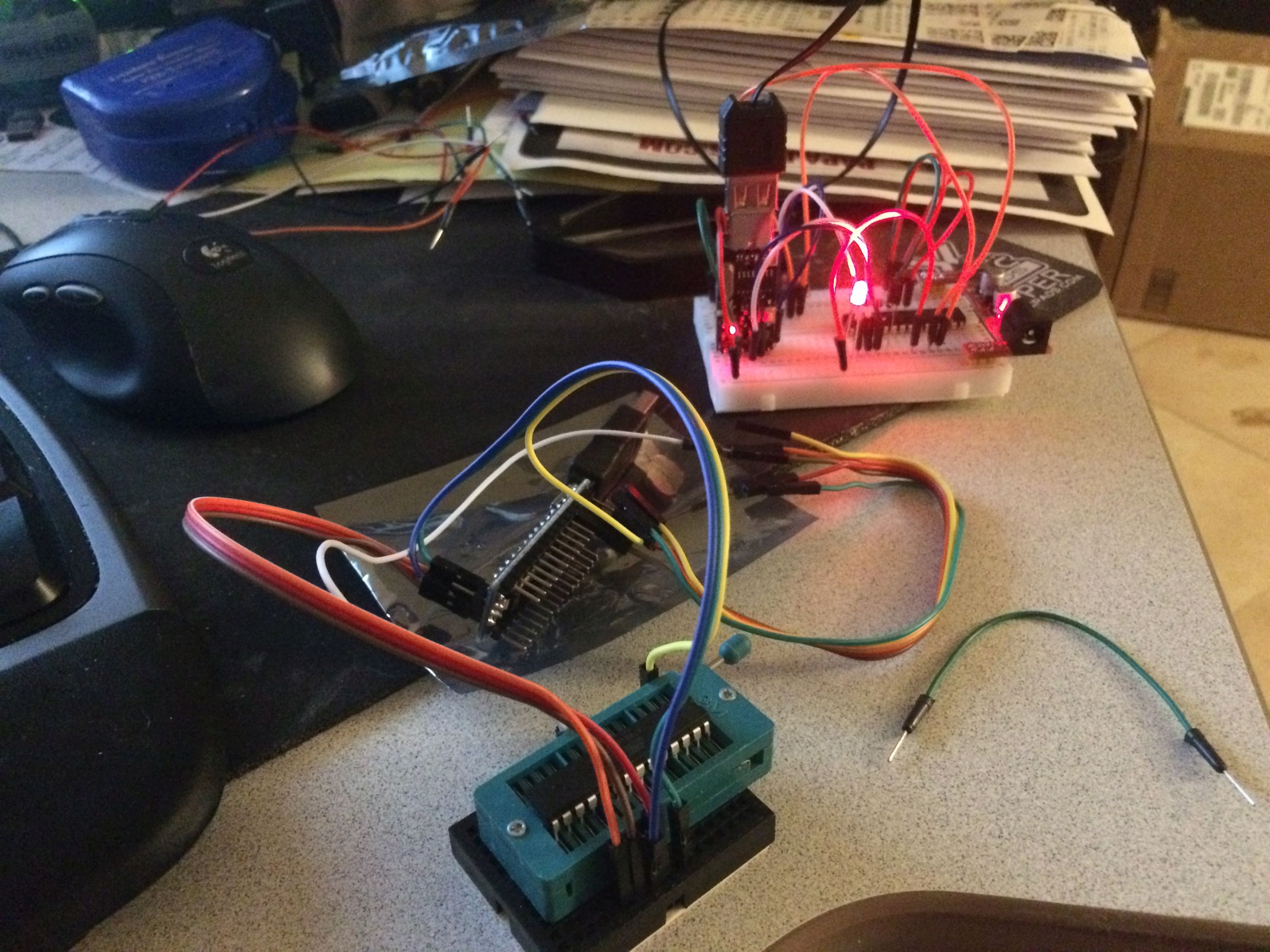 [SOLVED] Arduino UNO R3 --> ATMega328P-PU - bootloader - 3rd Party Boards - Arduino Forum