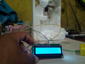 Automatic Fish feeder problem on lcd - General Guidance - Arduino Forum
